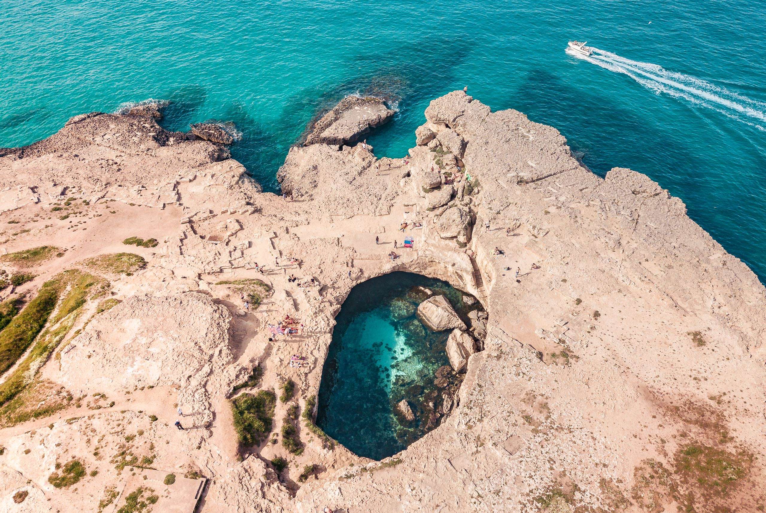 aereal-view-grotta-della-poesia-poetry-cave-salento-puglia2 - Naropa